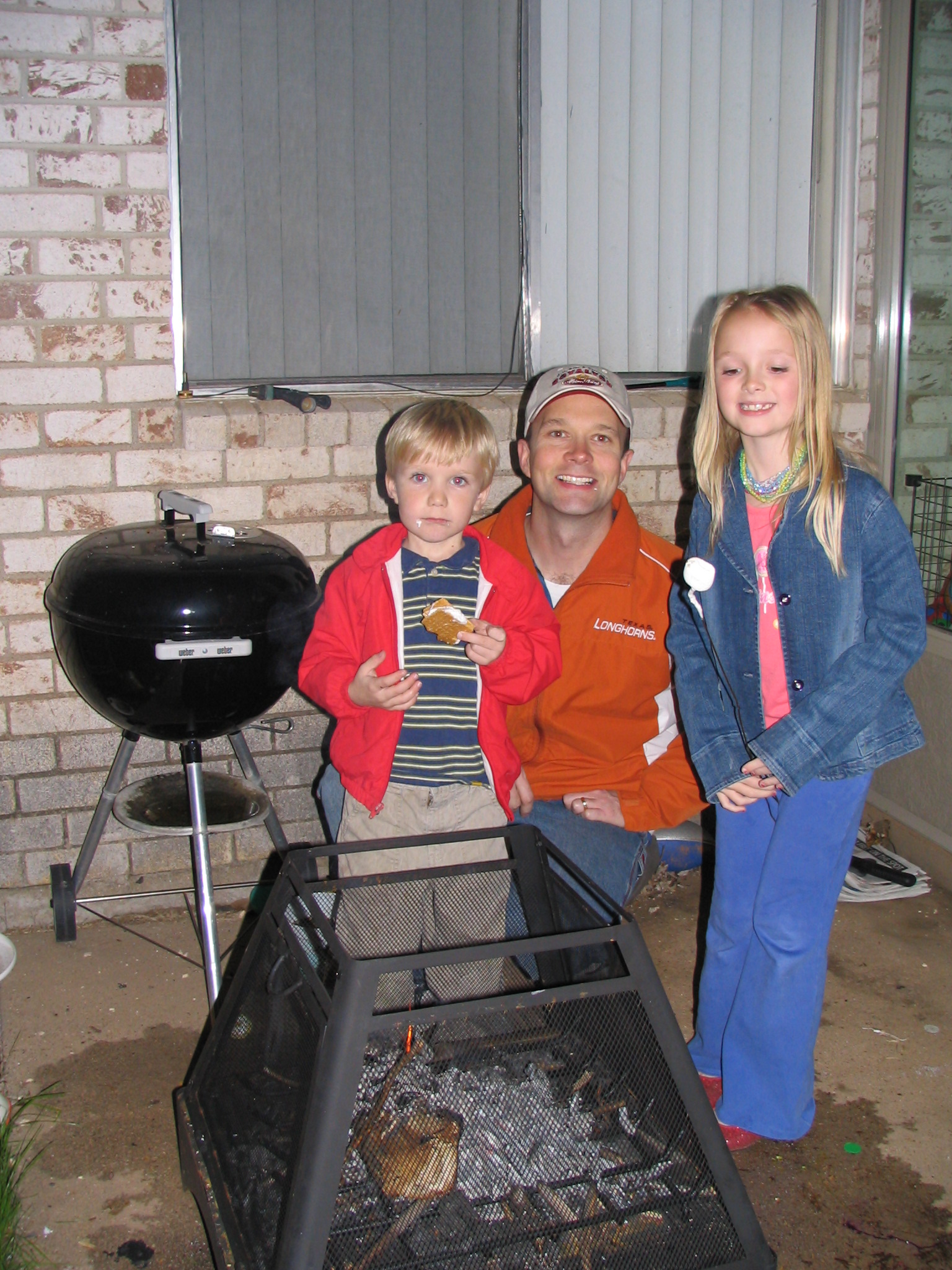Family Bonding Ideas: In And Out Of The Home - Six Star Family Fun