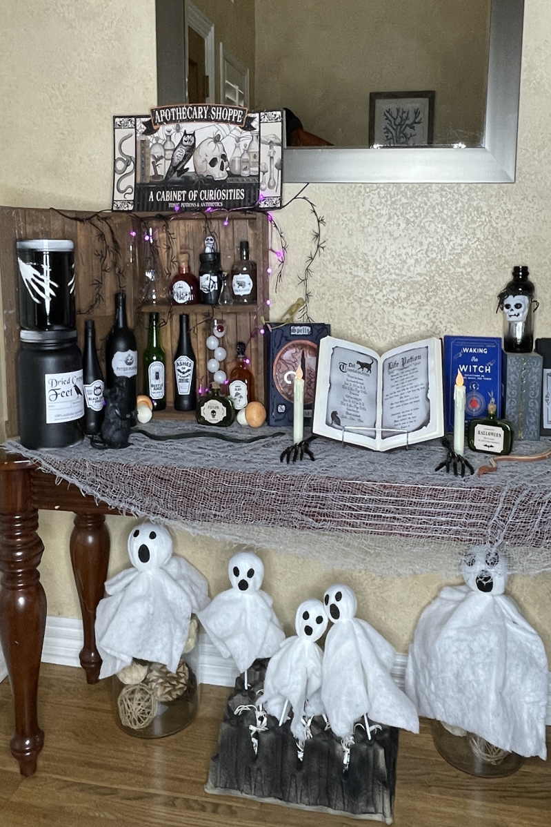 Best Easy And Cheap DIY Halloween Decorations Indoor - Six Star Family Fun